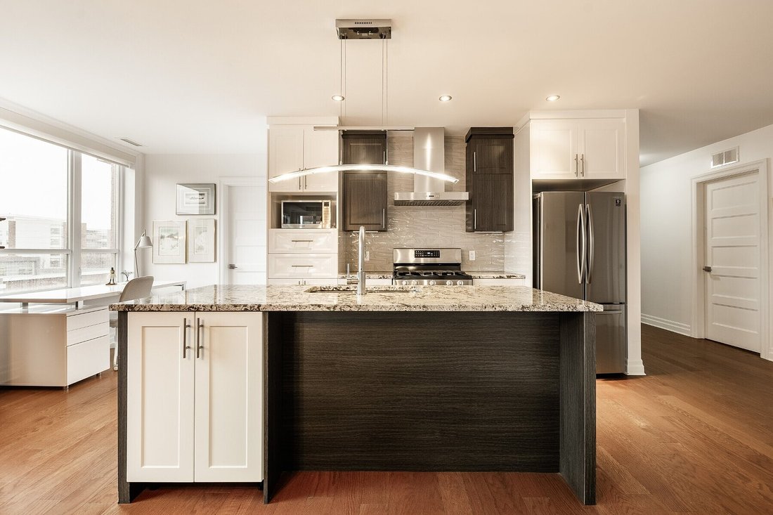 St. Lambert, Montérégie In Saint Lambert, Québec, Kanada Zu Verkaufen (16920577)