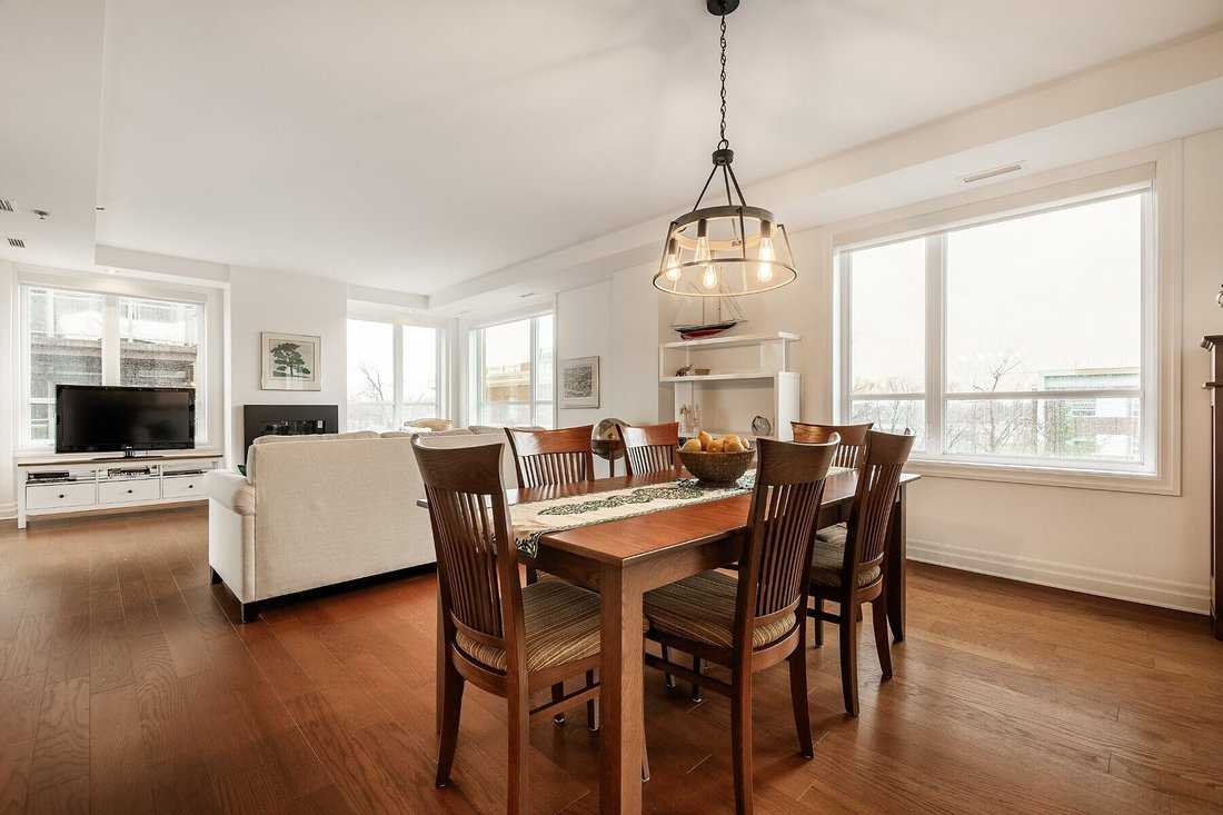 St. Lambert, Montérégie In Saint Lambert, Québec, Kanada Zu Verkaufen ...