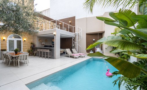 Luxury panoramic / scenic view homes for sale in Qrendi, Malta ...