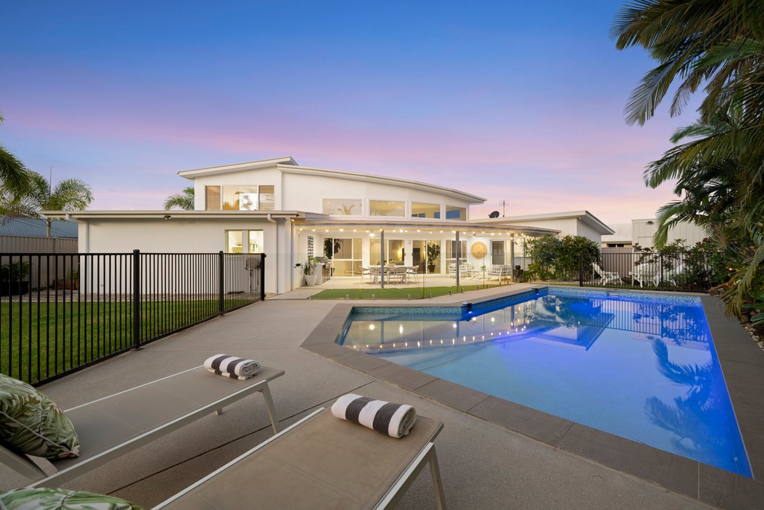 16 Jay Close In Sunshine Coast, Queensland, Australia For Sale (16926357)