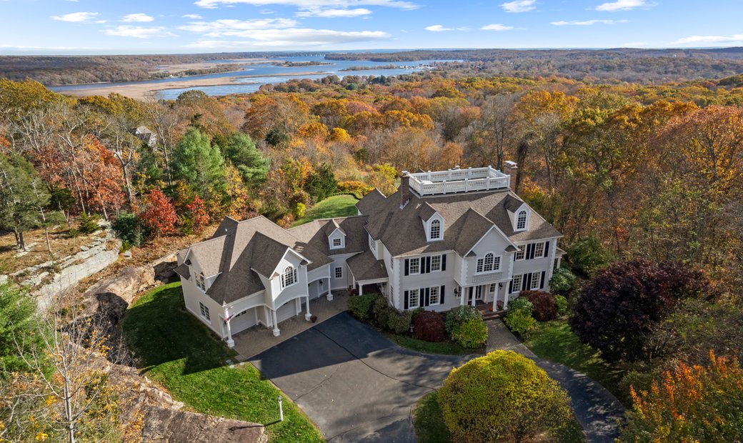 Eagles Peak Est Un Site Privé De 9,26 Acres Dans Essex, Connecticut ...