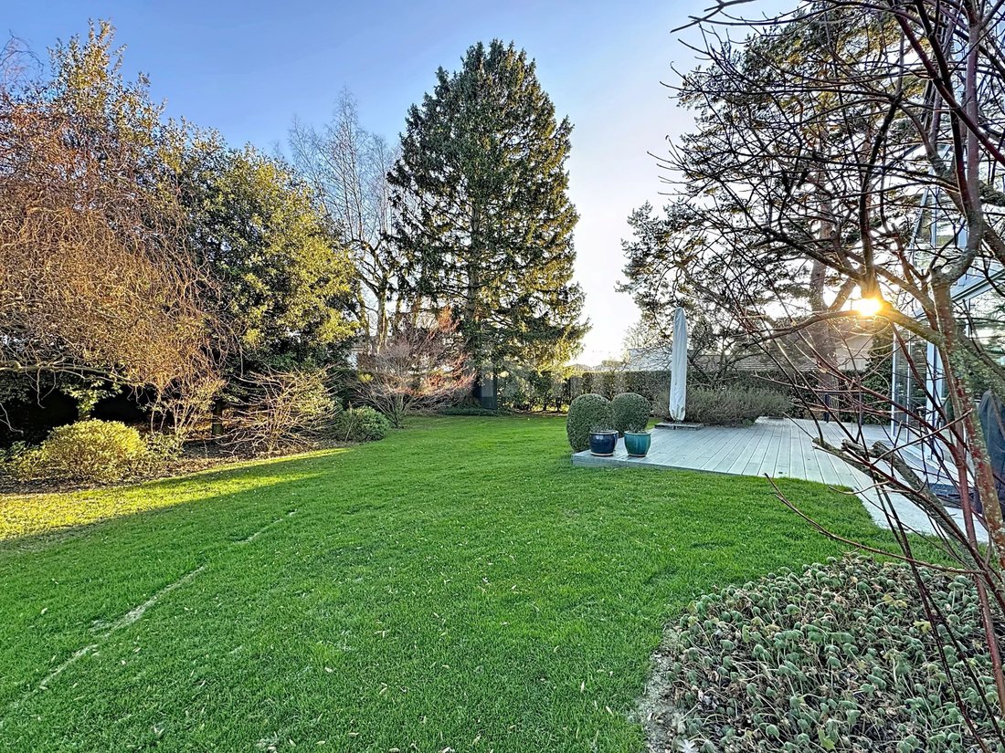Terre Sainte, Spacious Detached Family Villa In Commugny, Vaud ...