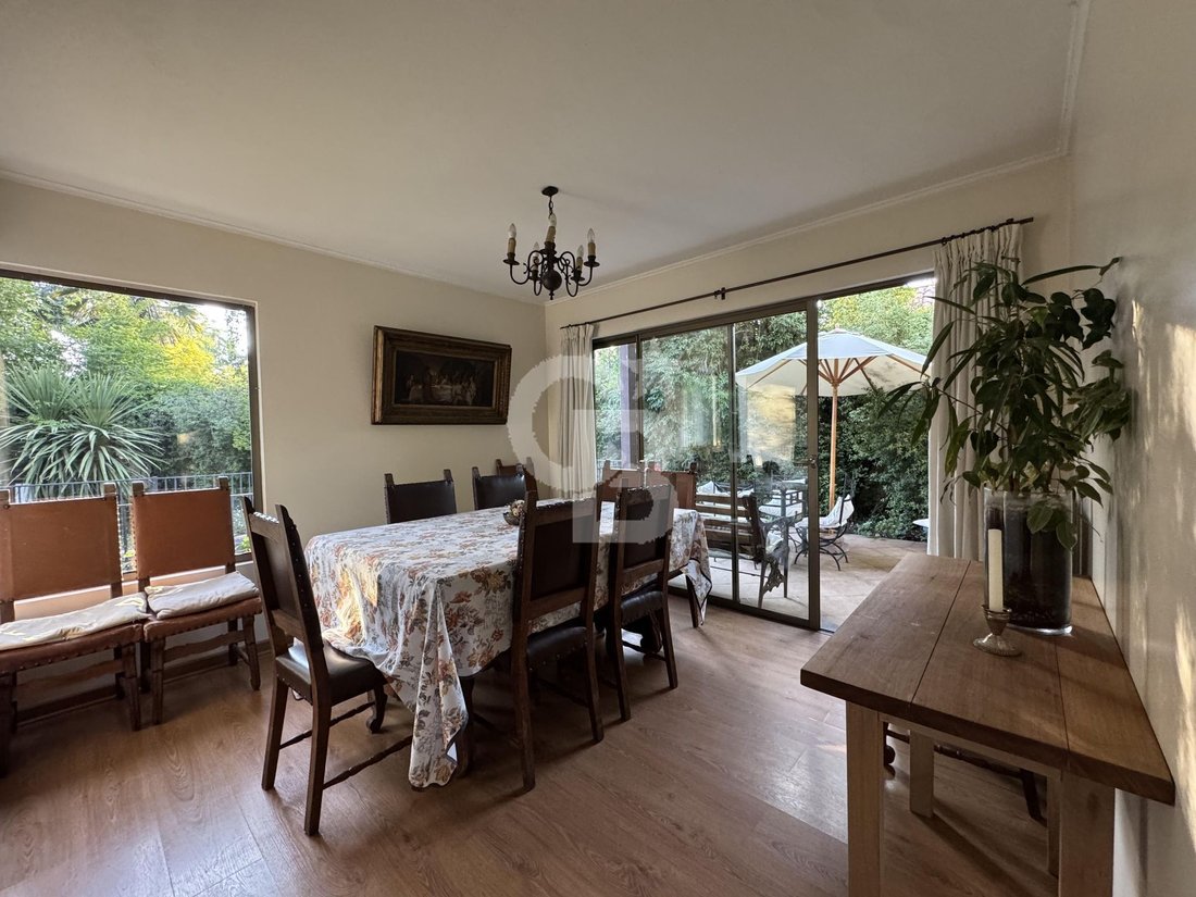 Acceso Controlado. In Lo Barnechea, Región Metropolitana De Santiago ...