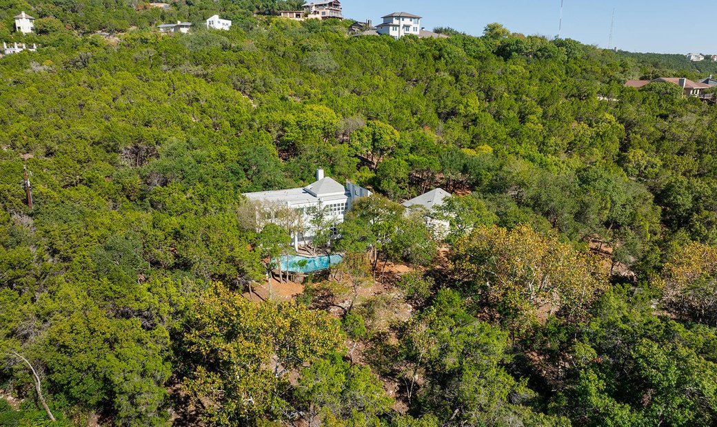 Un Vaste Domaine Privé Offrant Des Possibilités Dans Austin, Texas ...