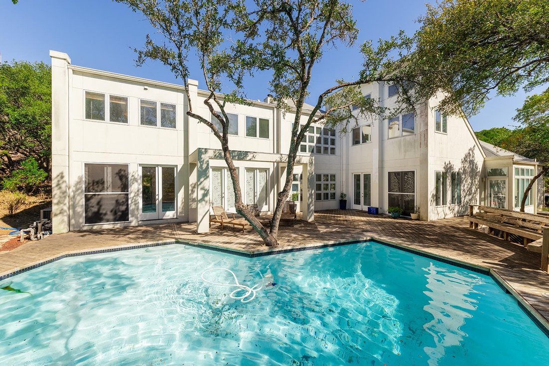 Un Vaste Domaine Privé Offrant Des Possibilités Dans Austin, Texas ...
