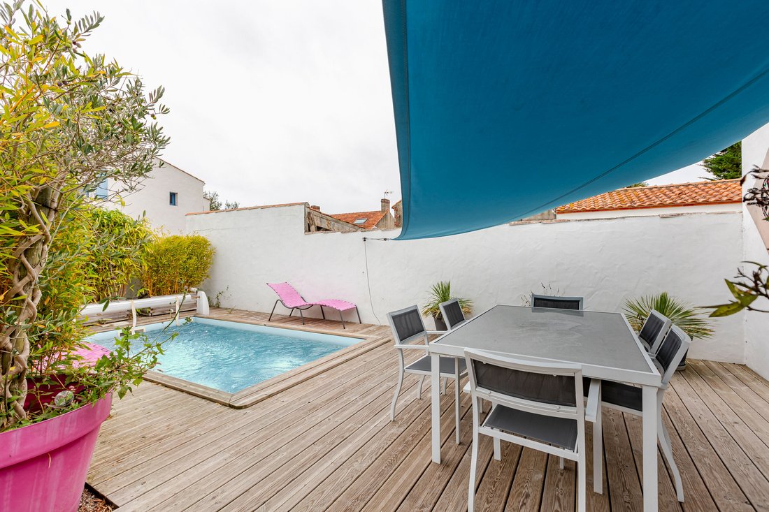 Single Storey House Of 137m² In La Tranche Sur Mer, Pays De La Loire ...