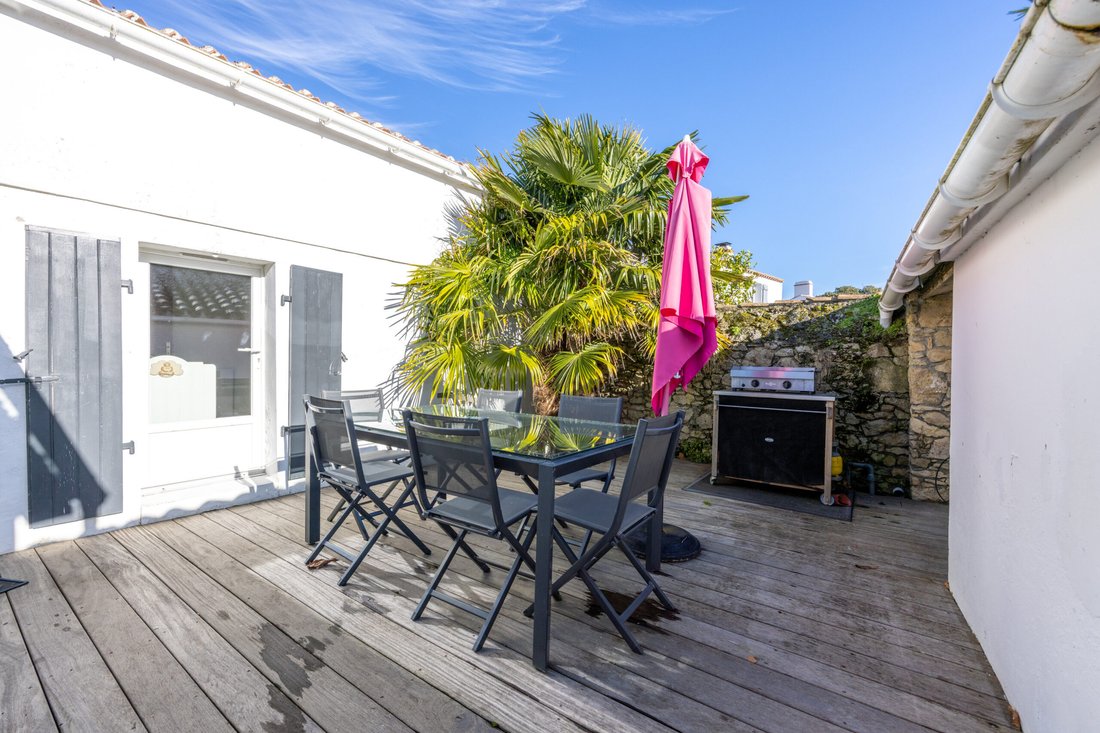 Single Storey House Of 137m² In La Tranche Sur Mer, Pays De La Loire ...