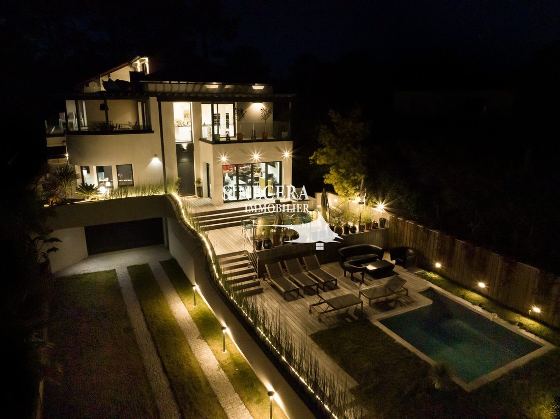 Pyla Sur Mer Villa In La Teste De Buch, Nouvelle Aquitaine, France For ...