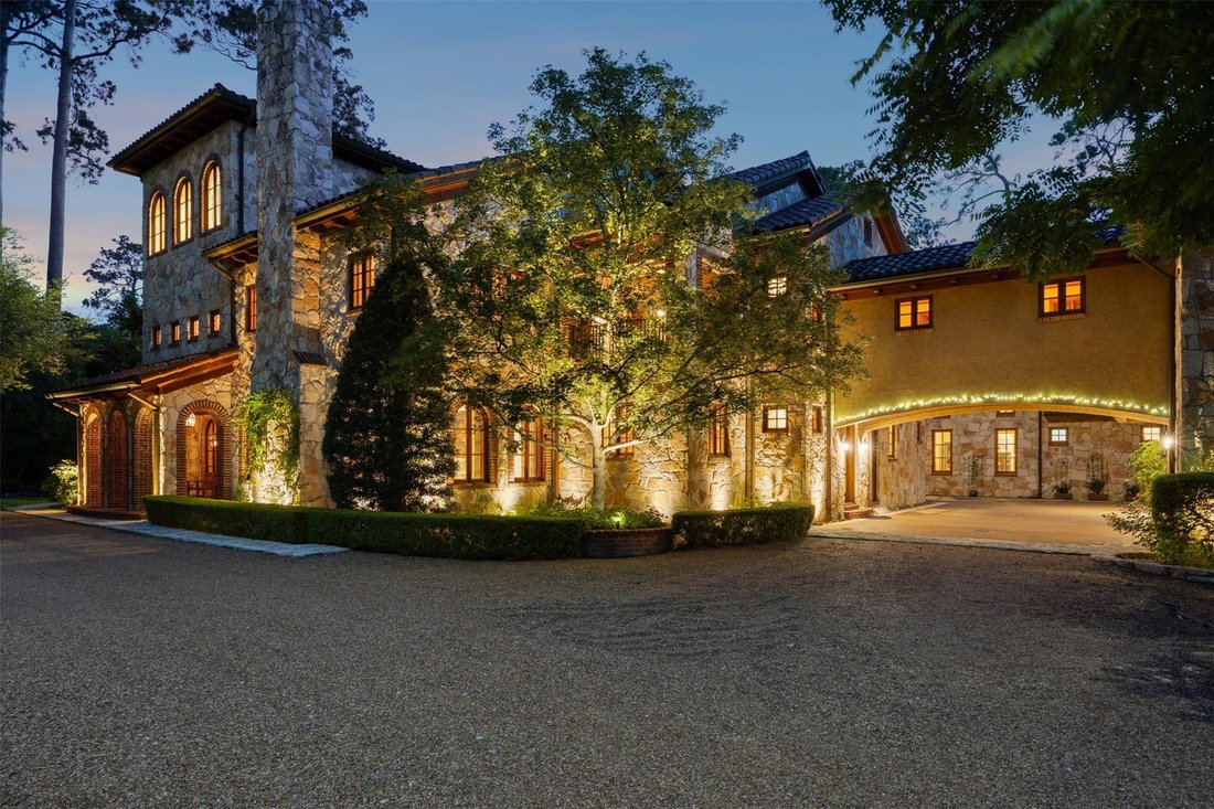 Single Family Residence In Houston In Houston, Texas, United States For ...