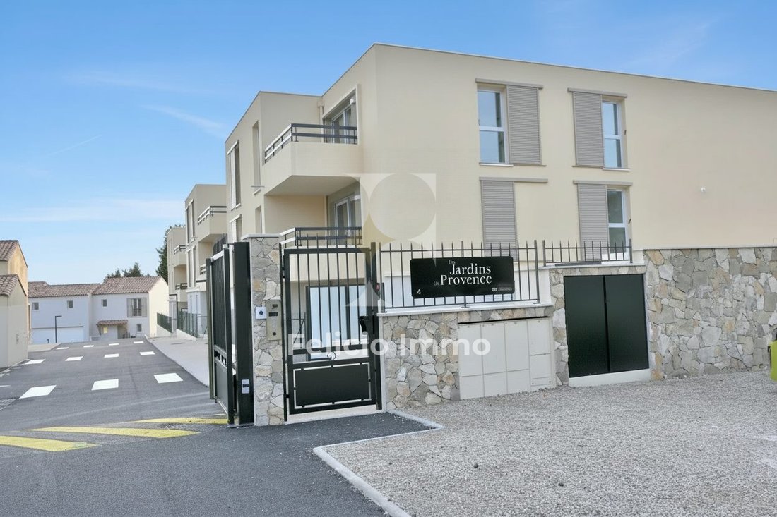 Valbonne Apartment En Valbonne, Provenza Alpes Costa Azul, Francia En ...