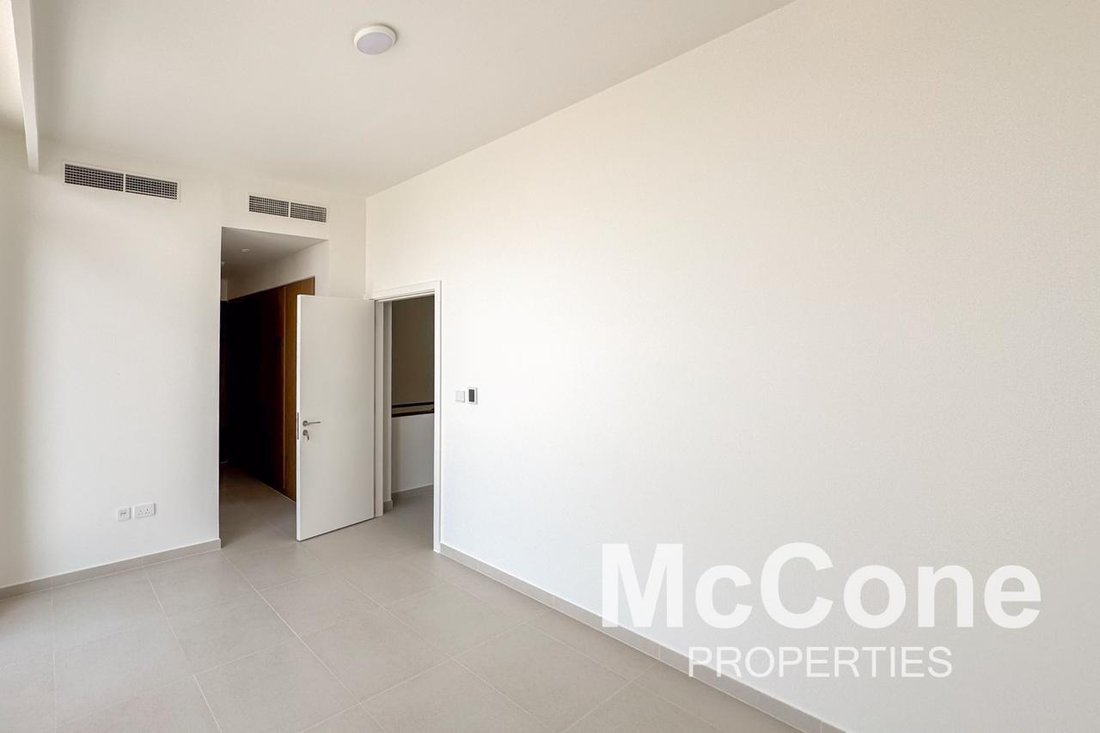 Corner Unit | Brand New | In Dubai, Dubai, Vereinigte Arabische Emirate ...