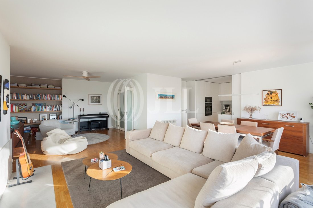 3 Bedroom Apartment In Matosinhos E Leca Da Palmeira, Porto District ...
