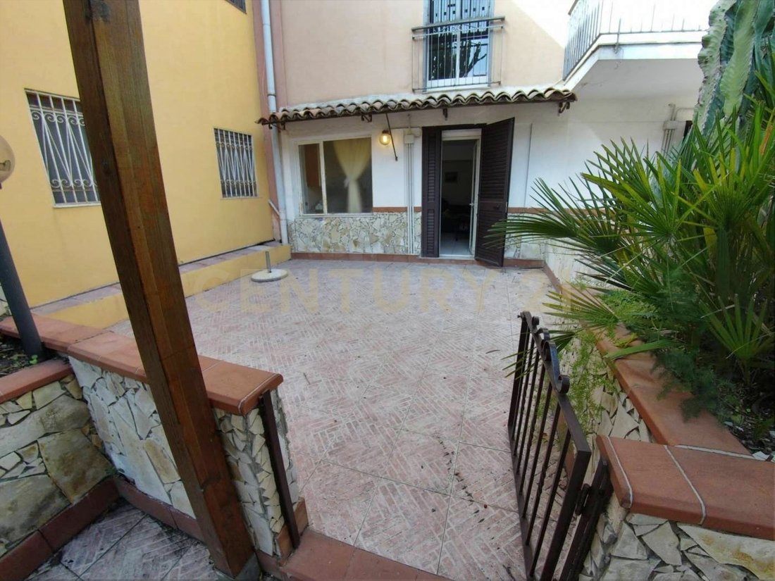 Detached Villa On Sale Aci Castello (Ct) En Aci Castello, Italy En ...