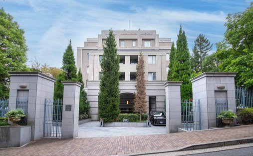 Luxury condos for sale in Tokyo, Japan | JamesEdition