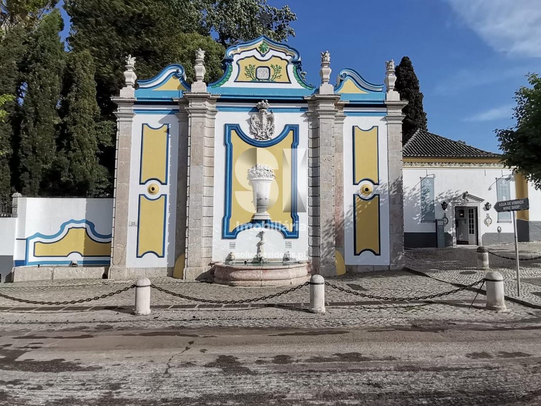 Set?Bal Moradias In Azeitao (Sao Lourenco E Sao Simao), Setubal ...