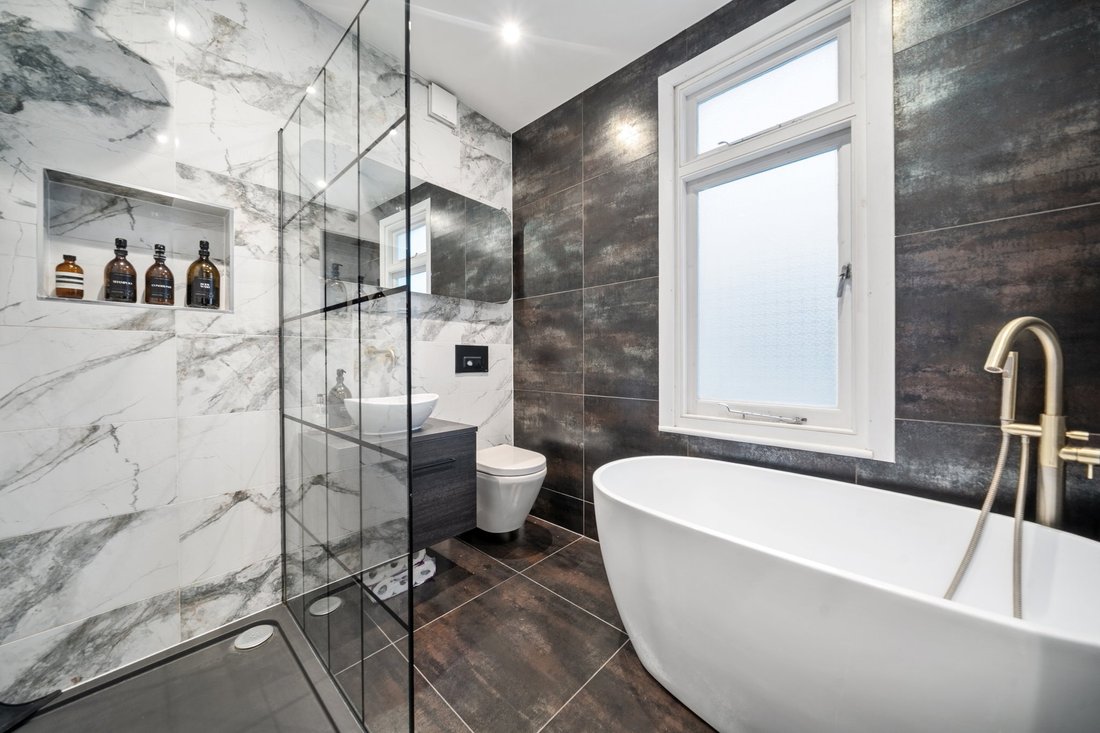 Magnolia Road | Strand On The Green, In London, England, United Kingdom ...