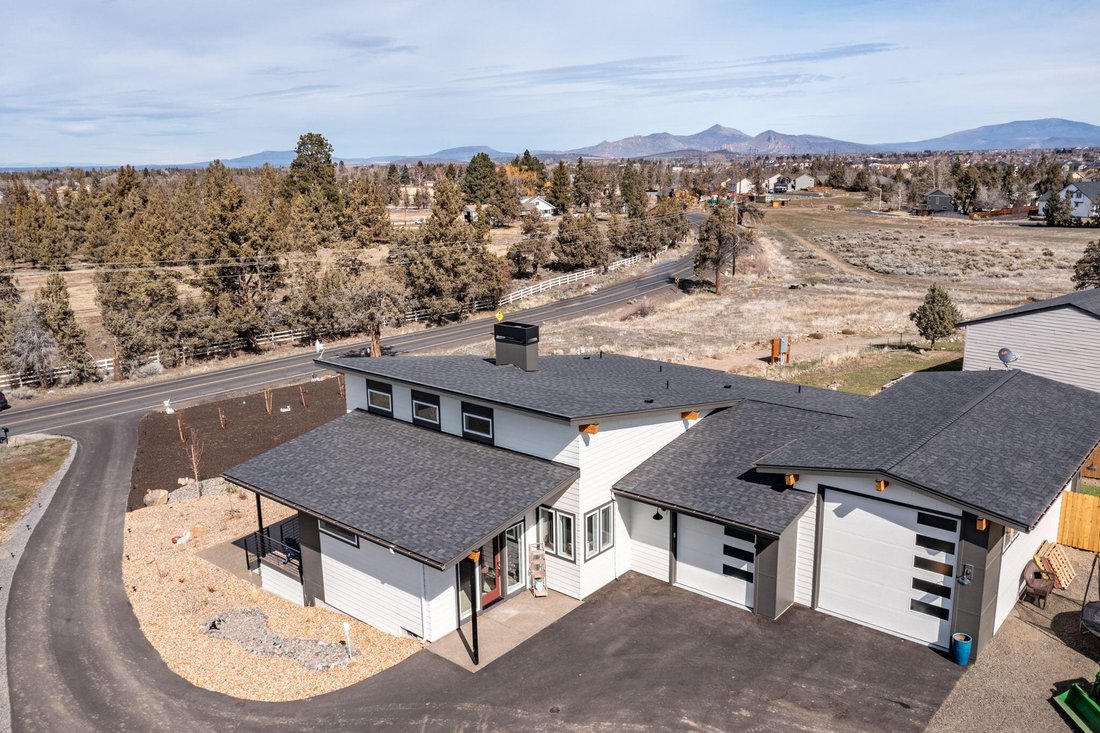 Single Family Residence In Redmond In Redmond, Or, United States For ...