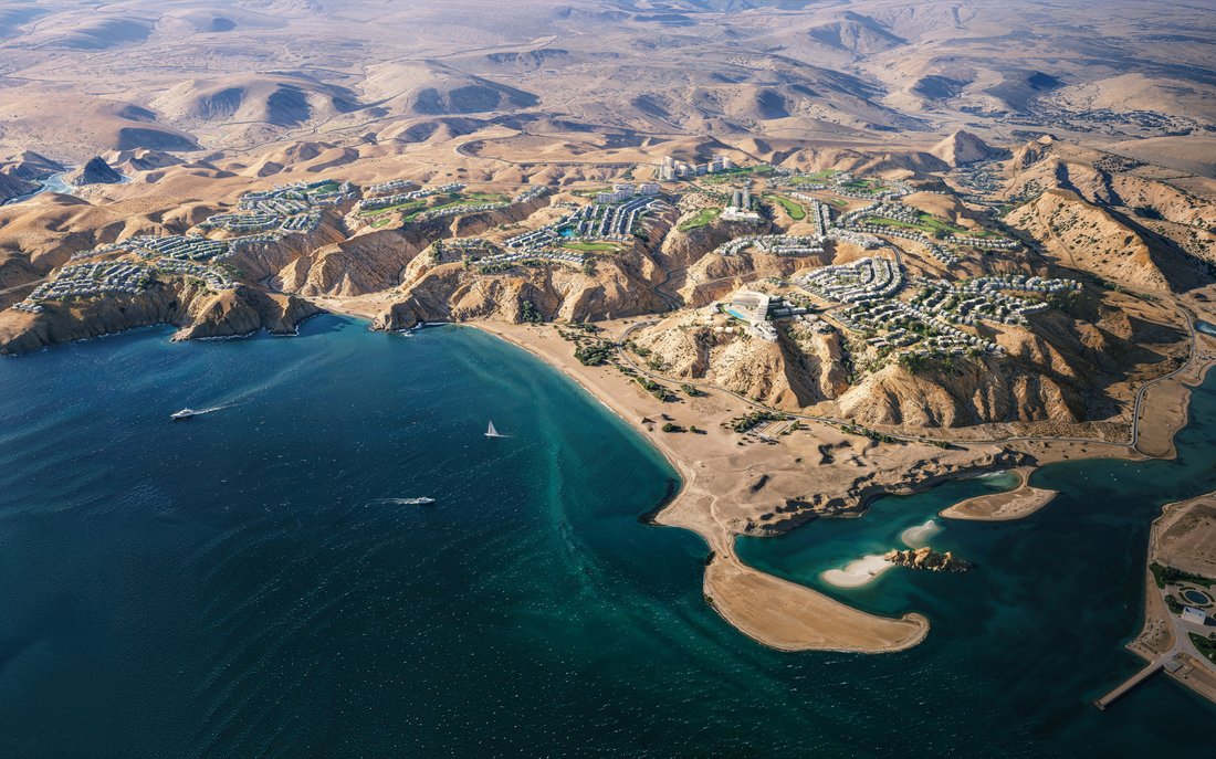 Fully Furnished Trump Cliff Villa | Sea & En Yiti, Gobernación Muscat ...