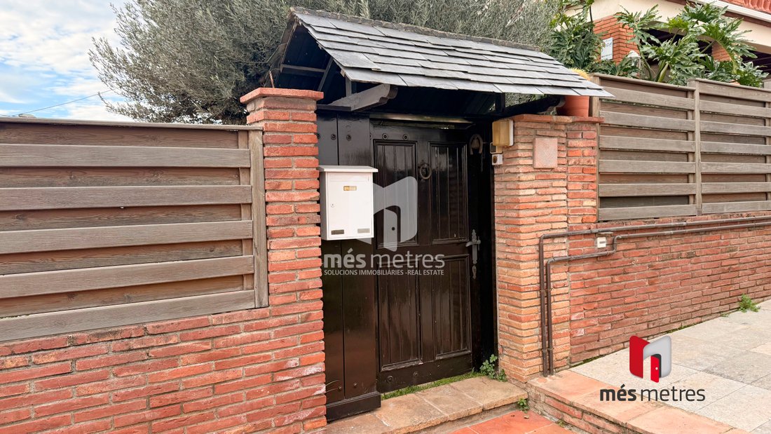 Casa En El Centro In El Masnou, Catalonia, Spain For Sale (16935544)