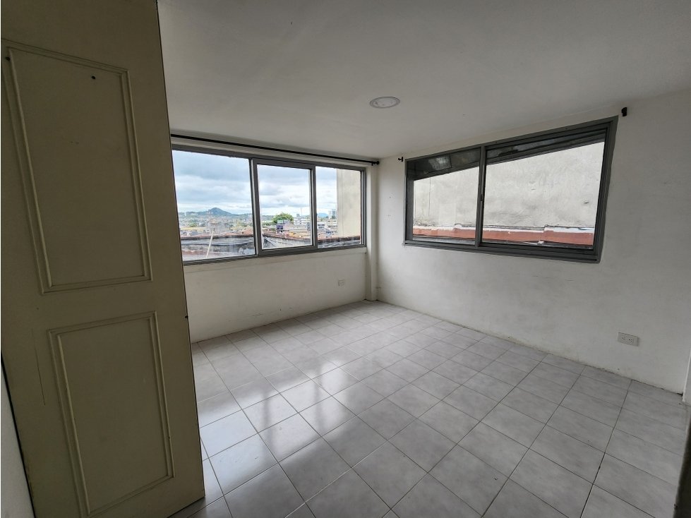 Pereira Edificio In Pereira, Risaralda, Colombia For Sale (16935314)