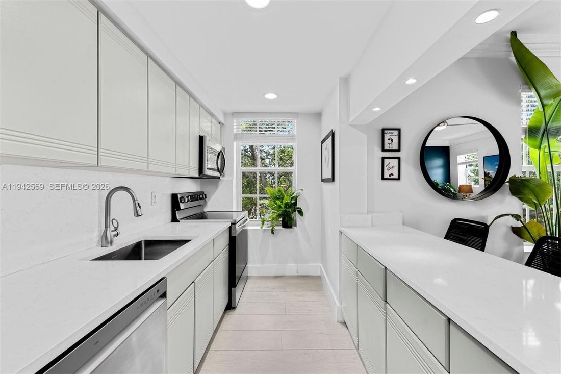 1559 Michigan Ave, 301 Miami Beach, In Miami Beach, Florida, United ...