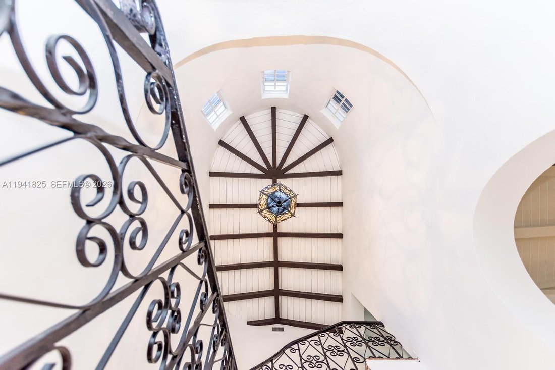 5835 La Gorce Dr Miami Beach, Florida In Miami Beach, Florida, United ...