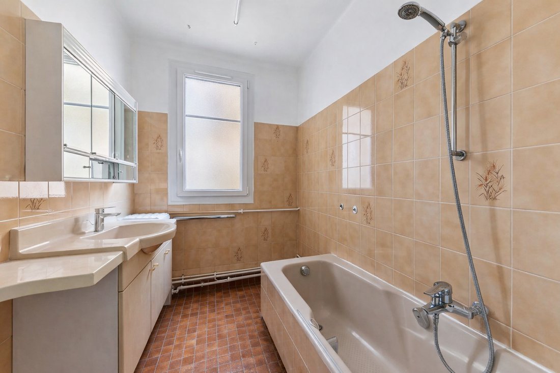 Apartment In Paris, France For Sale (16935509)