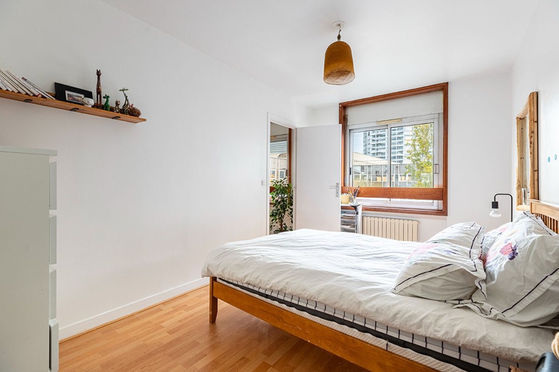 Apartment In Paris, France For Sale (16935503)