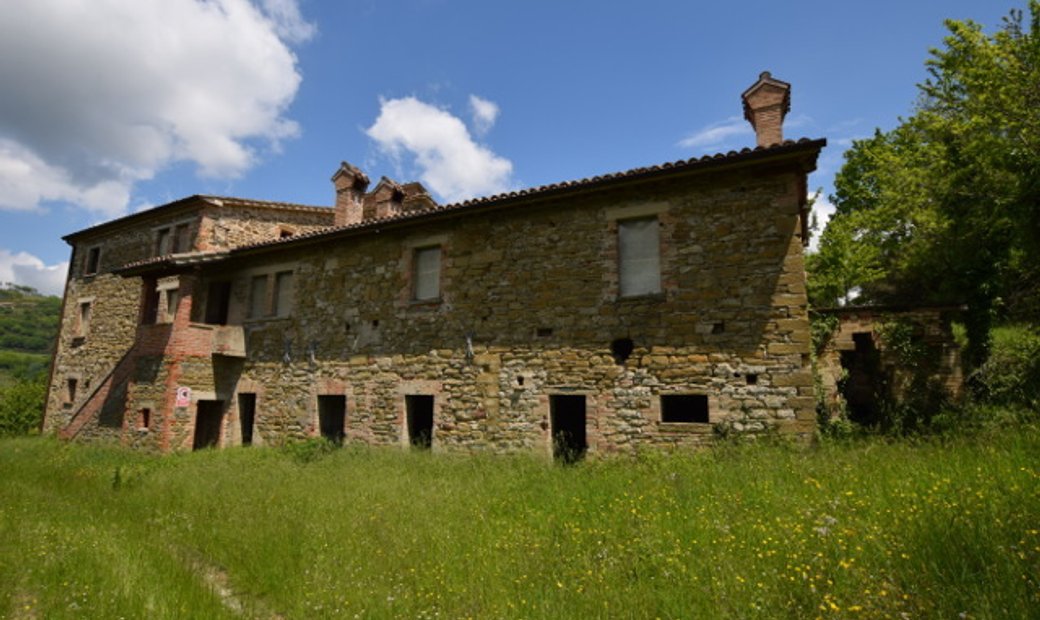Farm In Umbria In Citta Di Castello, Umbria, Italy For Sale (16933400)