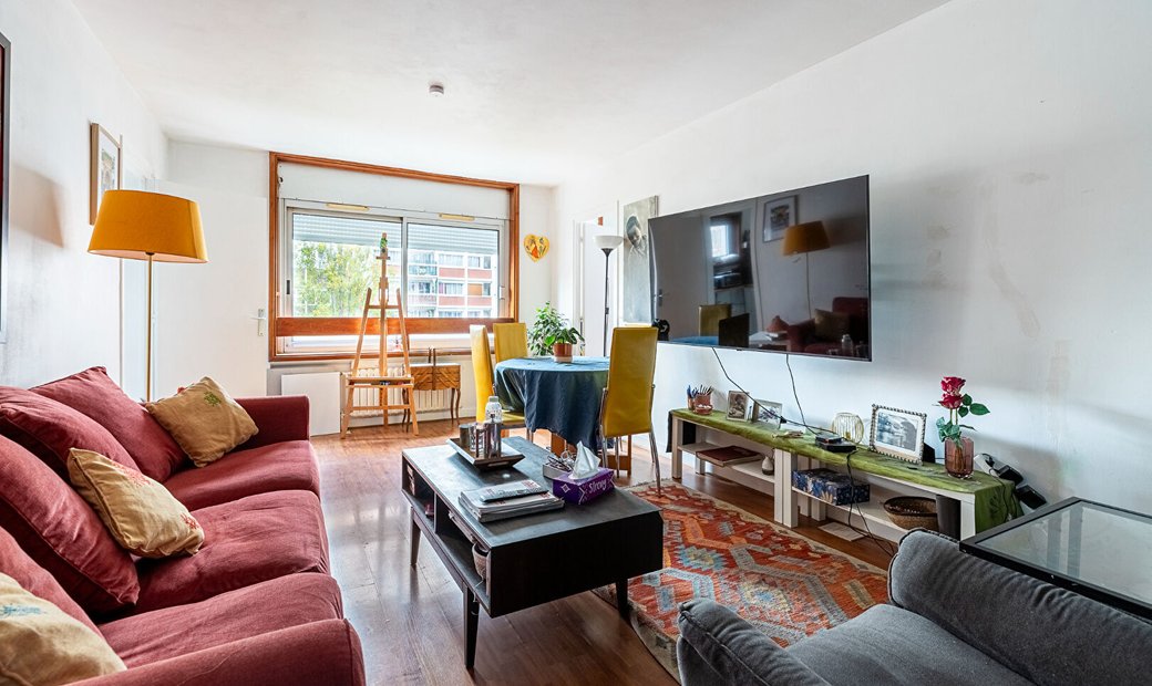 Apartment In Paris, France For Sale (16935503)