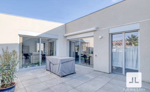 Luxury apartments with balcony for sale in Anse, Auvergne-Rhône-Alpes ...