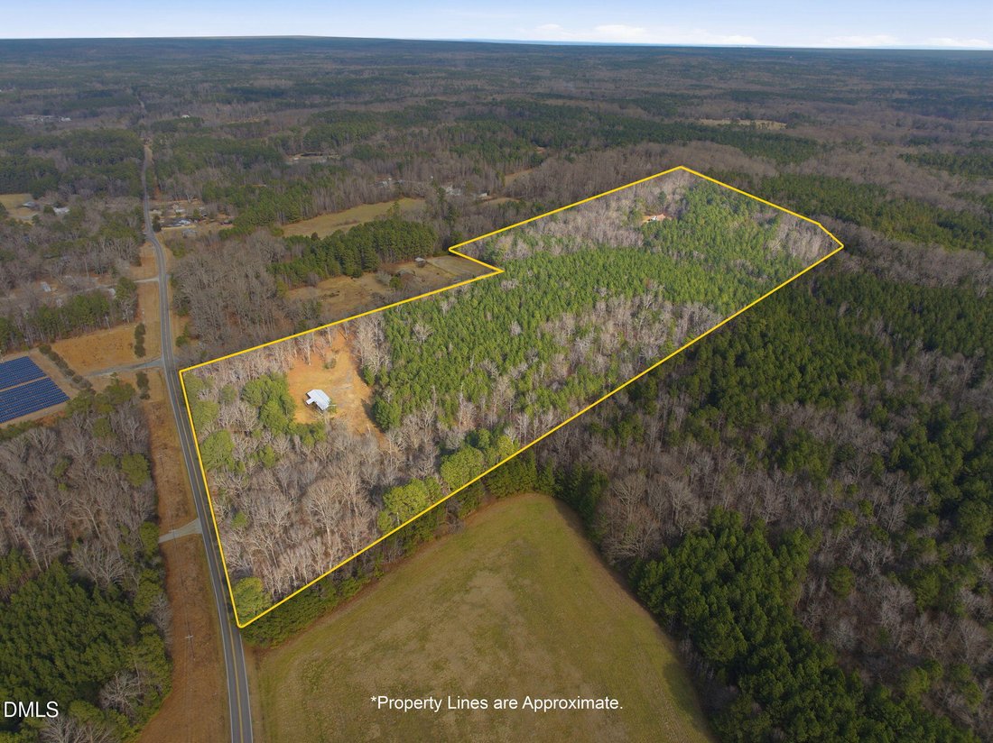 Single Family Residence In Chapel In Chapel Hill, North Carolina ...
