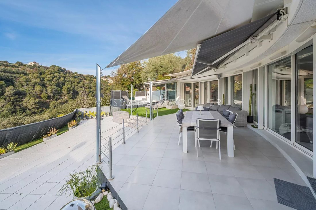 Saint Pierre De Feric : Villa With In Nice, Provence Alpes Côte D'azur ...