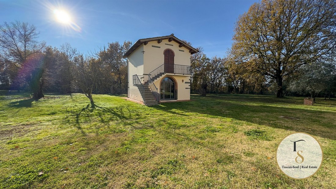 Mille Fiori Estate · Fir203 In Florence, Tuscany, Italy For Sale (16875456)