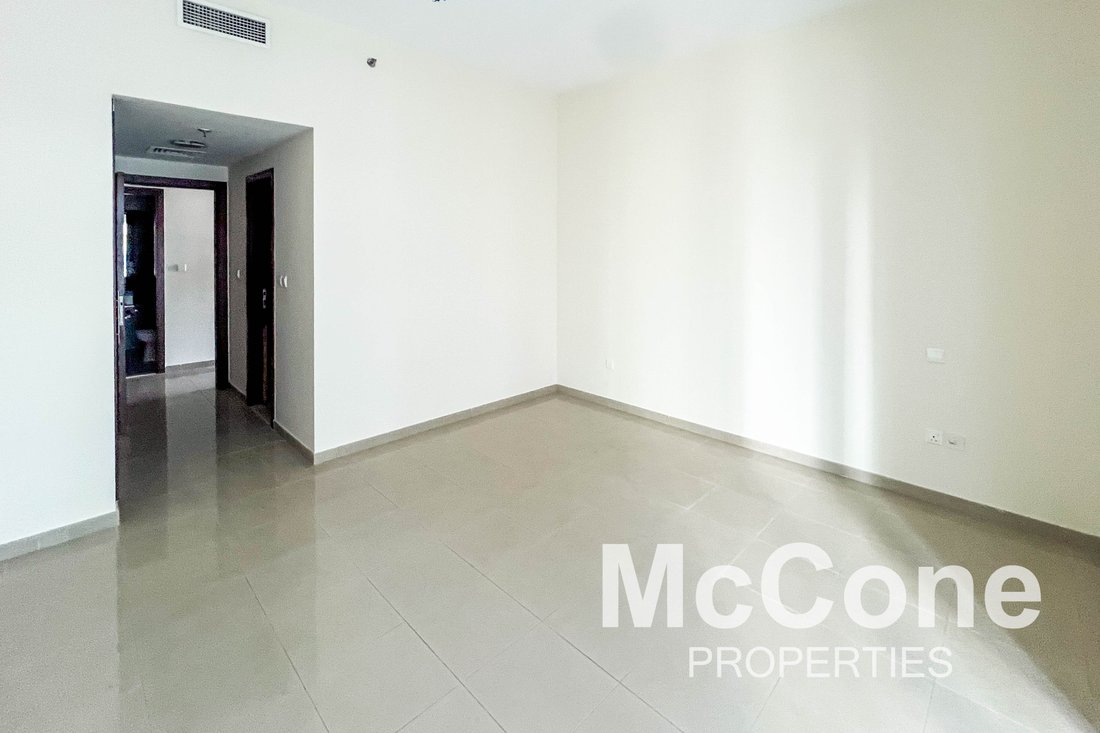 Plus Maids | Full Sea Views | Prime In Dubai, Dubai, United Arab ...