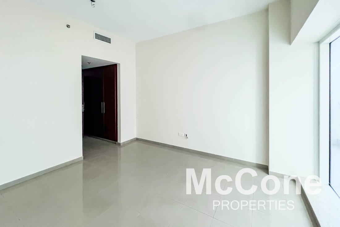 Plus Maids | Full Sea Views | Prime In Dubai, Dubai, United Arab ...