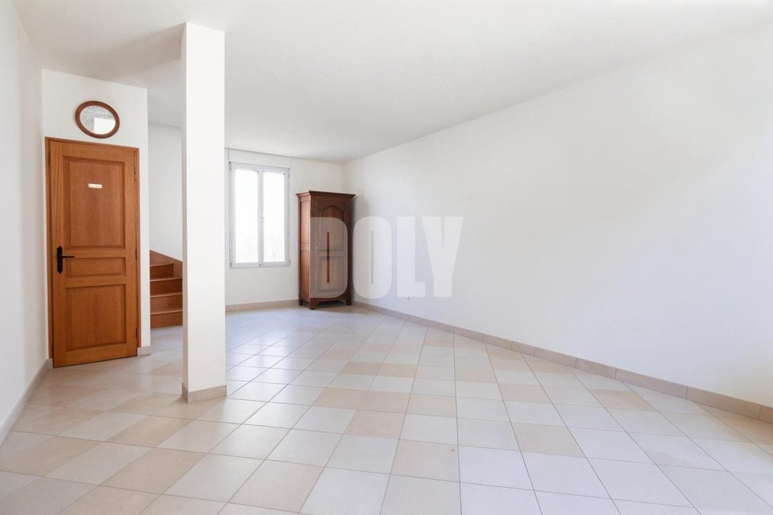 Secteur Gambetta 2 Min Tramway T2 Maison 6 In Suresnes, île De France ...