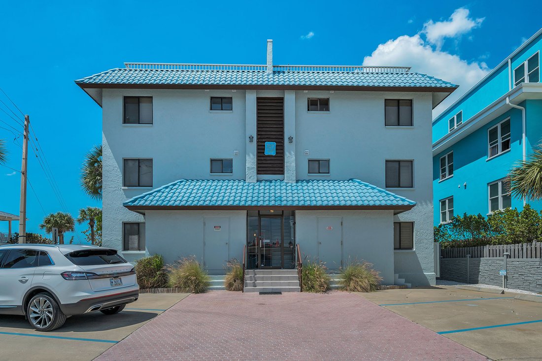 Beach Trail Villas A Condo En Indian Shores, Florida, Estados Unidos En ...
