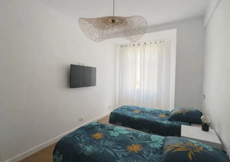 Nice Apartment In Nice, Provence Alpes Côte D'azur, France For Sale ...