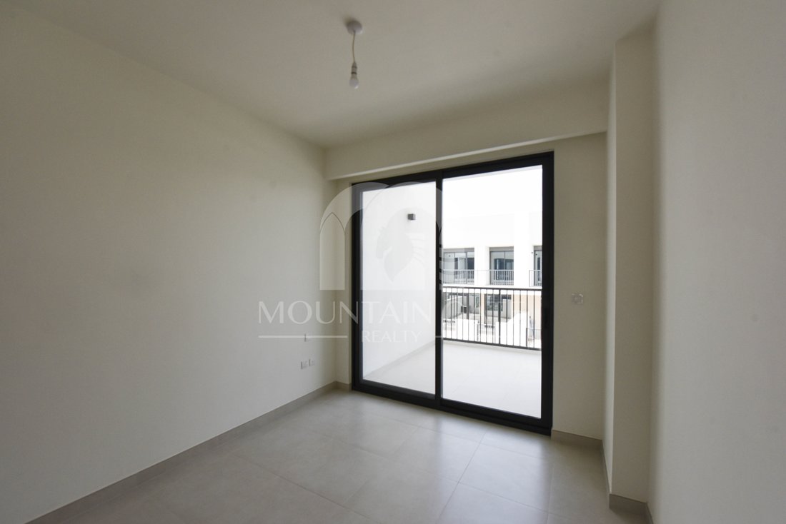 Investor Deal | Brand New | Single Row | In Dubai, Dubai, United Arab ...