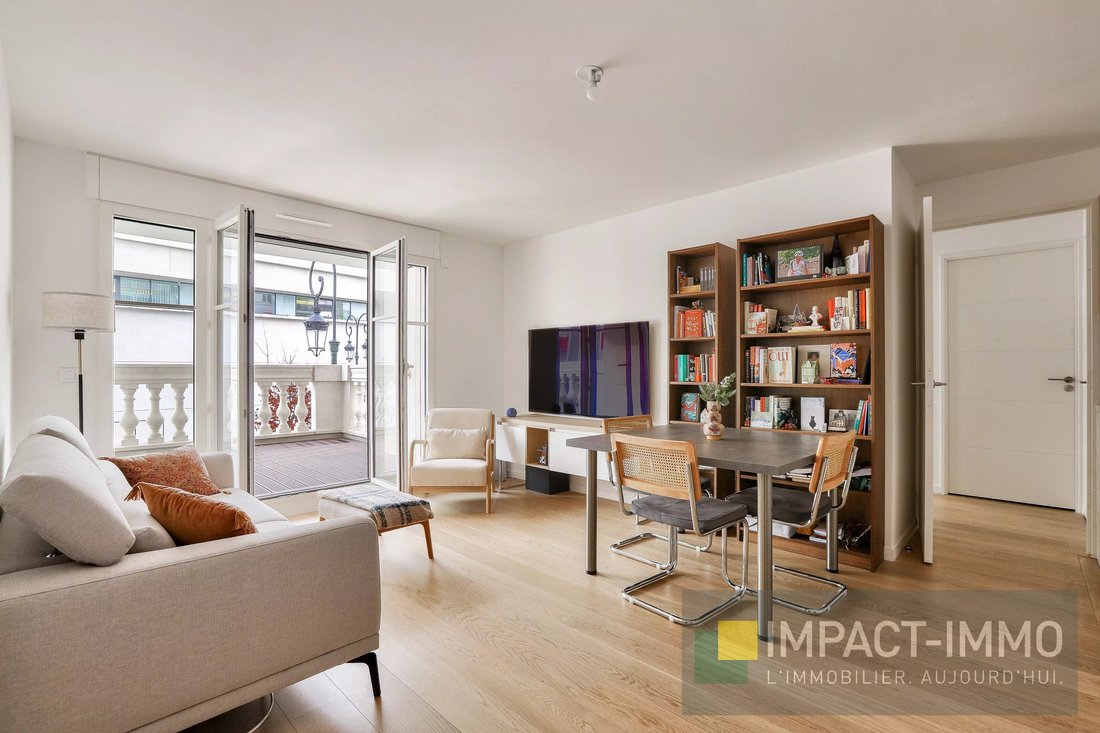 Puteaux Apartment In Suresnes, île De France, France For Sale (16937952)