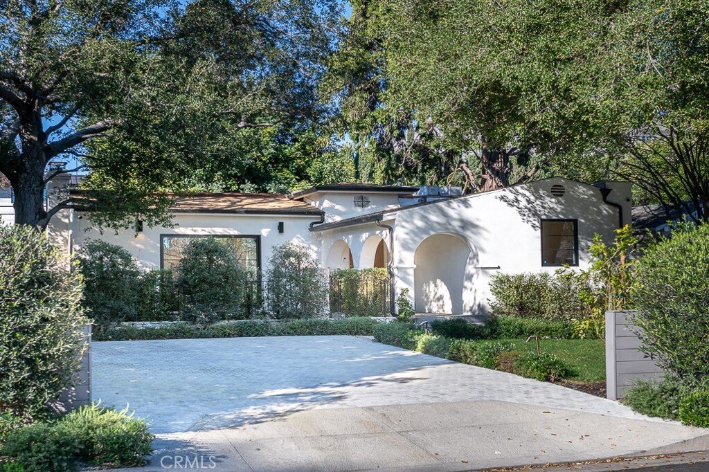 Residential Valley Village In Los Angeles, California, United States ...