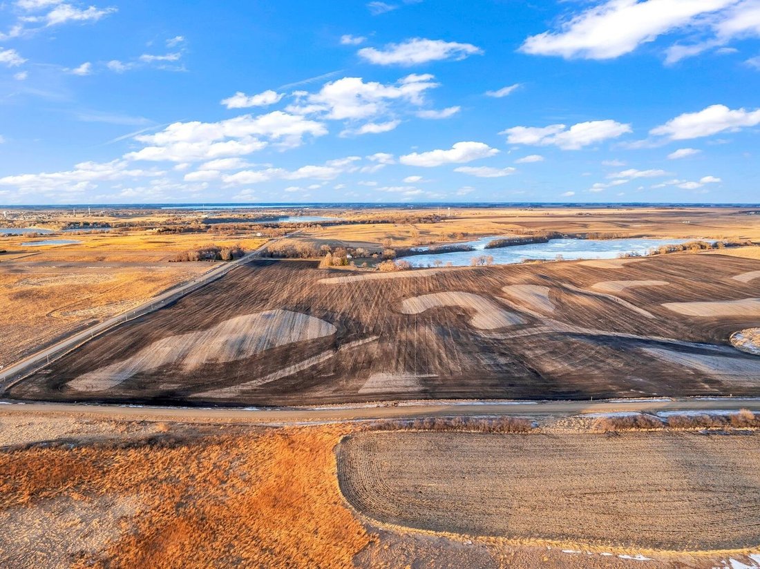 Farm And Agriculture Spirit Lake In Arnolds Park, Iowa, United States ...