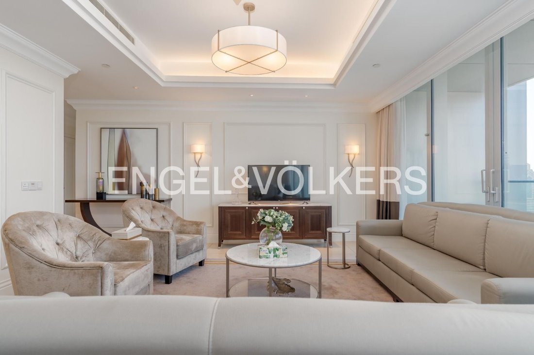 Prestigious Building | Spacious | High In Dubai, Dubai, United Arab ...
