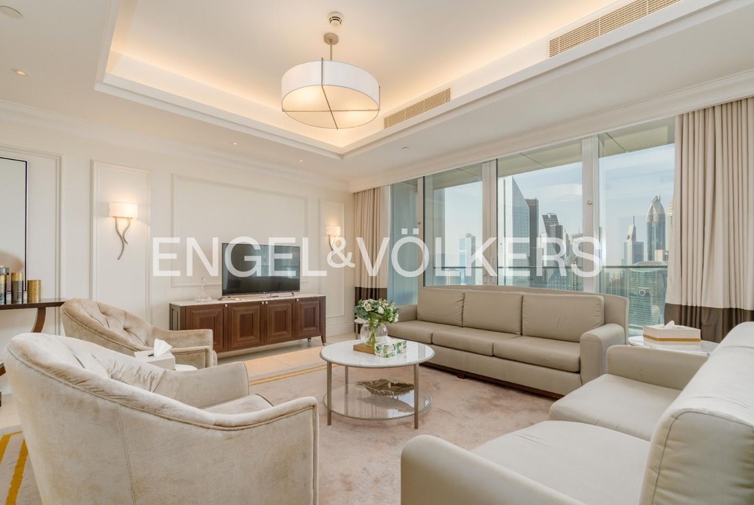 Prestigious Building | Spacious | High In Dubai, Dubai, United Arab ...