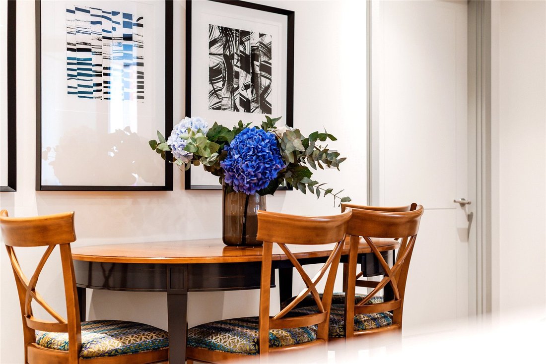 Un Nouvel Appartement Dans Borough Londonien De Barnet, Angleterre ...