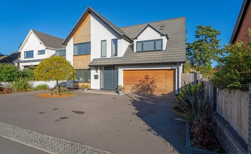 Luxury modern homes for sale in Leek Wootton, England, United Kingdom ...