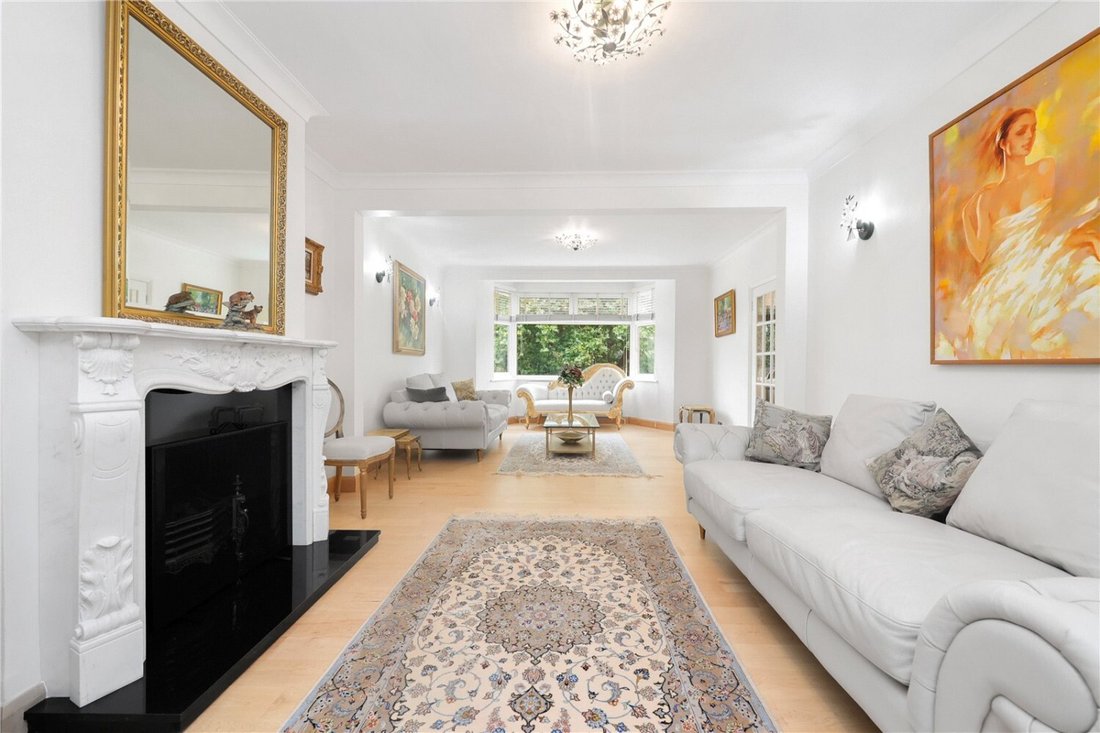 House Hendon In London, England, United Kingdom For Sale (16939806)