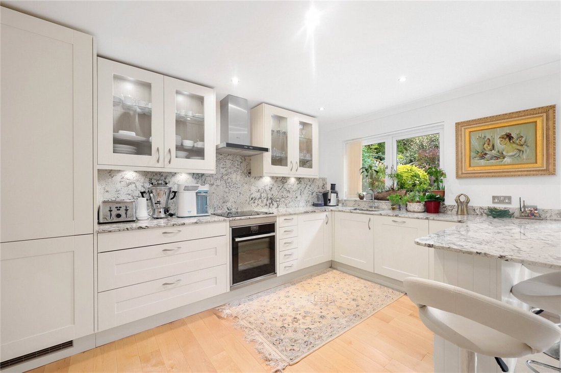 House Hendon In London, England, United Kingdom For Sale (16939806)