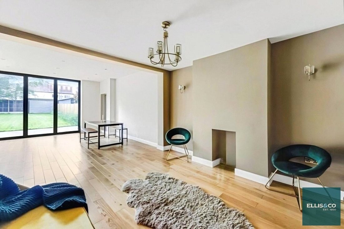 Maison Londres Dans Borough Londonien De Barnet, Angleterre, Royaume ...